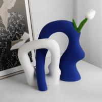 China Abstract Interlocking Vase Set for Modern Home Decor for sale