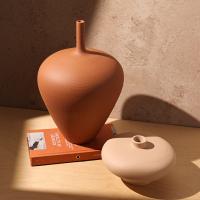 China Classic Ribbed Vase for Modern Home Decor for sale