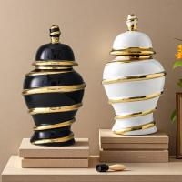 China Luxury White and Gold Spiral Lidded Jar for sale