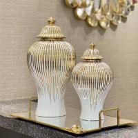 China Decorative Ceramic Ginger Jar with Gold Lines for sale