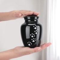 China Black Glossy Pet Urn with Secure Lid for Lasting Memories for sale
