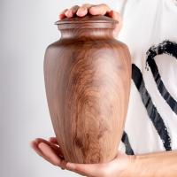 China Premium Metal Adult Urn Polished Wood Texture Memorial Container for sale