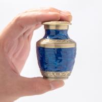 China Premium Blue Pet Urn Metal Keepsake Urn for Distributors for sale
