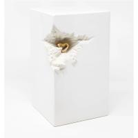 China Modern White Ceramic Cremation Urn with Gold Heart for sale