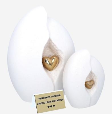 China Modern White Ceramic Cremation Urn with Gold Heart for sale