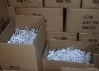 China White 8cm Self Leveling Pins Bright Easy To Read Flexible Level Pegs For Concrete for sale
