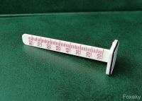 China White 8cm Self Leveling Pins Bright Easy To Read Flexible Level Pegs For Concrete for sale