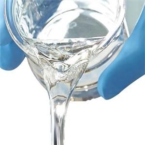 China Bright Smooth Silicone Oil Polydimethylsiloxane For Skin Protection Body Care Products for sale