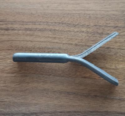 China Low Carbon Castable Anchor C 0.10％ Si 2.0％ Excellent Tensile Strength for sale