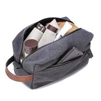 China Waterproof Toiletry Makeup Bag Men Durable Canvas Toiletry Bag With Leather Handle for sale