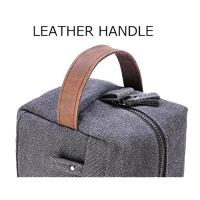 China Waterproof Toiletry Makeup Bag Men Durable Canvas Toiletry Bag With Leather Handle for sale