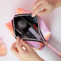 China Custom PU Leather Cosmetic Bag with Handle Cloud Pattern Makeup Organizer 500pcs MOQ for sale