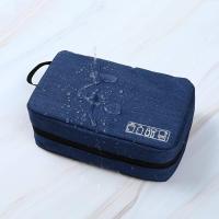 China Custom Oxford Waterproof Hanging Toiletry Bag for Men 500pcs MOQ for sale