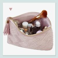 China Custom Peach Skin Cosmetic Makeup Bag TSA Approved Travel Organizer 500 Pcs MOQ for sale