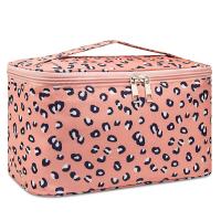 China Custom Travel Makeup Bag Large Cosmetic Organizer 300D Oxford for Women for sale