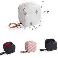 China Custom Polyester Travel Cosmetic Makeup Bag Waterproof Toiletry Organizer 500 Pcs MOQ for sale