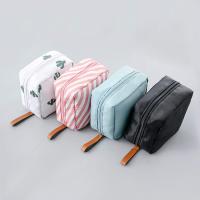 China Custom Polyester Travel Cosmetic Makeup Bag Waterproof Toiletry Organizer 500 Pcs MOQ for sale