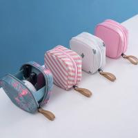 China Custom Polyester Travel Cosmetic Makeup Bag Waterproof Toiletry Organizer 500 Pcs MOQ for sale