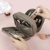 China Spillproof Interiors Cosmetic Makeup Bags Waterproof PU Leather Nylon Lining for sale