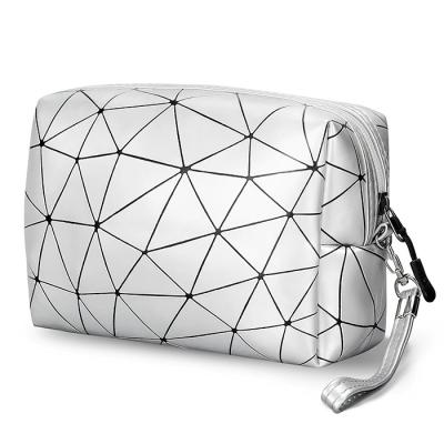 China Waterproof PU Leather Cosmetic Bag 7.5x3.2x5.5 Inch Lightweight Travel Makeup Pouch for sale