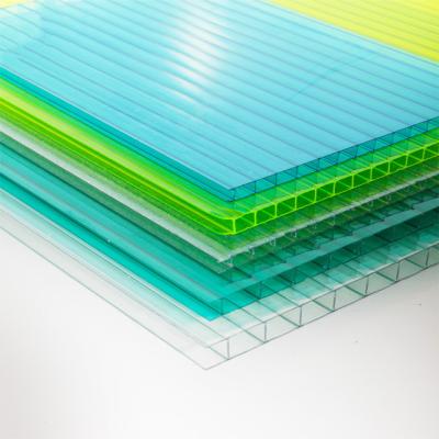 China Weather Resistant PC Plastic Hollow Sheet 3-18mm Thickness for Bus Shelter Canopy Carport Roofing for sale