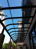 China Custom Aluminium Canopy with Polycarbonate Roofing - Typhoon 12 Resistant, 30-Year Warranty for sale