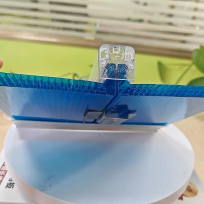China Honeycomb U-lock Polycarbonate Sheet - Lightweight Impact-Resistant Roofing for sale