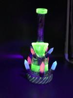 China 10 Inch Glow in Dark Glass Water Pipe Hookah Heavy Borosilicate Bong with Ice Catcher 22cm for sale