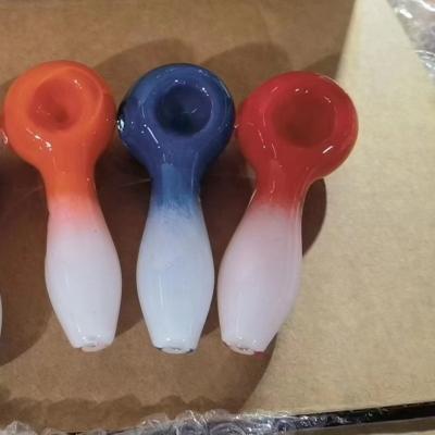China Borosilicate Glass Hand Water Pipe 6mm Thick 14mm Joint for Tobacco Smoking for sale