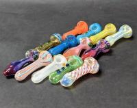 China 5mm Thick Borosilicate Smoking Glass  Hand Pipes Mini Donut Spoon Pipe for sale