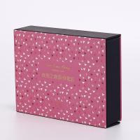 China Personalised CMYK Pink Gold Foil Gift Packing Boxes Magnetic Lid for sale
