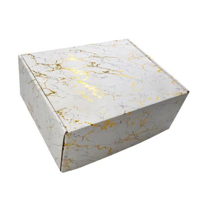 China Custom Printed 350gsm Cardboard Gift Packing Boxes Valentine'S Day for sale