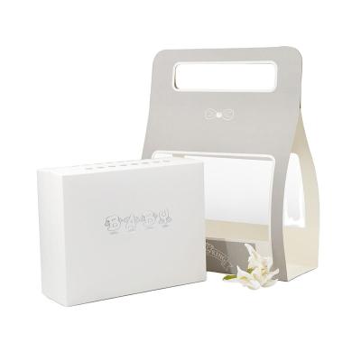 China Custom 900gsm Rigid Board 1.5mm CMYK Gift Box for Birthday Packaging for sale