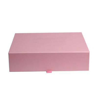 China Custom Foldable Corrugated Gift Boxes ODM Rectangle 20x15x10 cm Eco Friendly for sale