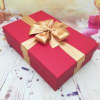 China Christmas Socks CMYK Magenta Gift Packing Boxes Corrugated Board for sale