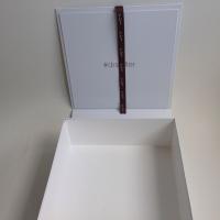 China Foldable Rigid Cardboard 1.5mm 900GSM Christmas Gift Box Full White for sale