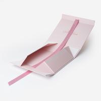 China 800g 1200g 1500g Cardboard Foldable Packaging Box With Ribbons for sale