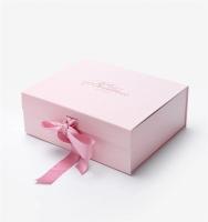 China Custom C1S Card Gift Packing Box 20x10x6cm Foldable Magnetic Rigid Box for Birthday Jewelry for sale