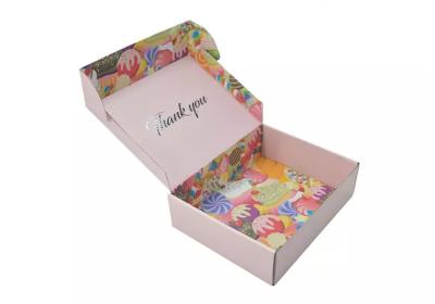 China Corrugated Offset Printing CMYK Cosmetic Shipping Box 28*15*6cm for sale