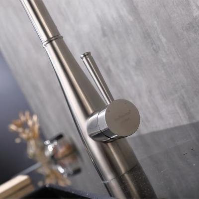 China SUS304 Brushed Stainless Steel Pull Out Kitchen Tap for sale