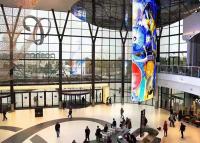 China 16 Bit Transparent Glass LED Display Screen Indoor 1920Hz 3.91mm for sale