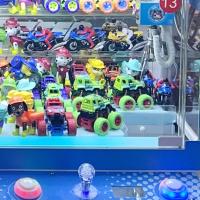 China Coin Operated Games Newest Toy Claw Crane Machine 4 Players can With Bill Acceptor for sale