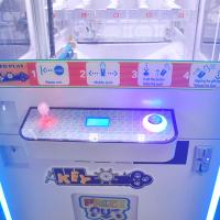 China Golden Skill Crane Credit Card Game from China Manufactory Old Arcade Amusement Machine with Bill Acceptor Key Master for sale