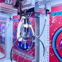 China Indoor Entertainment Cioin Operated Online Arcade Claw Vending Machine Crane Claw Machine For Amusement Park for sale