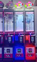 China Mini Claw Crane Machine Key Chain Gift Vending Machine With Bill Acceptor Mega Mini Claw Machine for sale