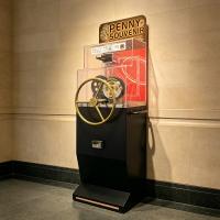 China No-Electricity Custom Penny Press Machine Tourist Diy Souvenir Coin Press Game Machine Penny Pressed Machine for Museum for sale