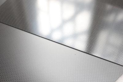 China 600*1000mm High Strength 3K Plain Glossy Carbon Fiber Sheet for sale