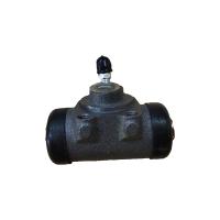 China Iron Motorcycle Tricycle Bajaj Brake Pump Spare Parts for Benefit for sale
