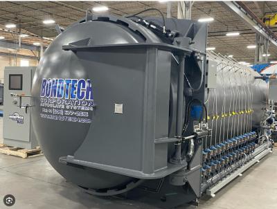 China High Pressure Composite Autoclave 1-15m Effective Length 600-5000mm Diameter for sale