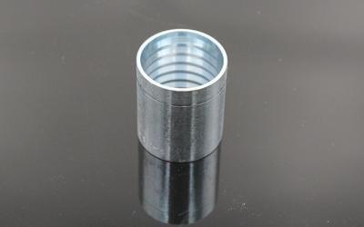 China Carbon Steel Hydraulic Hose Ferrule 00018 for SAE100 R7 Hose CNC Machined for sale